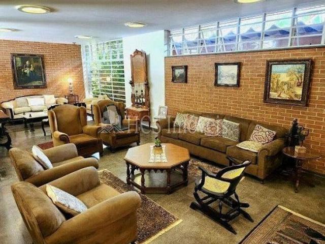 Casa com 6 quartos, à venda por R$ 5.300.000 ou aluguel por R$ 39.000/mês