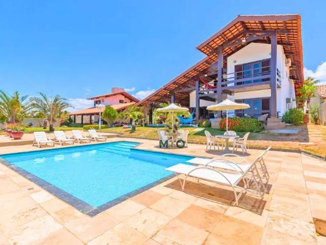 Casa com 6 Quartos e 7 banheiros à Venda, 610 m² por R$ 5.000.000