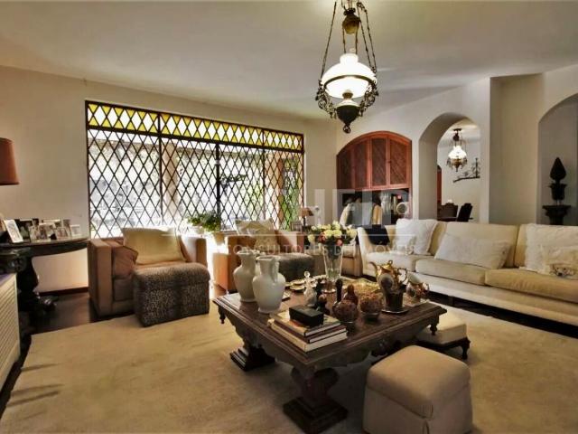 Casa com 6 Quartos para Locação, Morumbi, São Paulo, 700m²