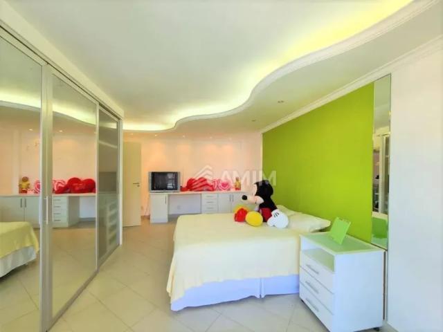 Casa com 6 Quartos à venda, 376 m² por R$ 3.500.000 Camboinhas Niterói/RJ