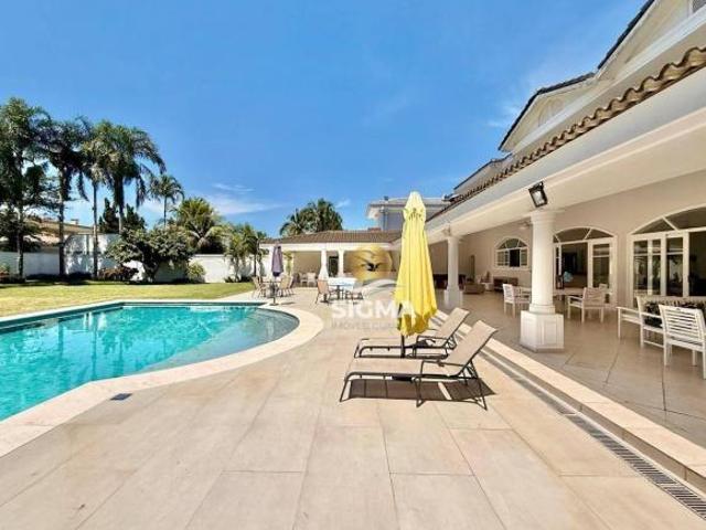 Casa com 6 Suítes à venda no Condomínio Jardim Acapulco Guarujá/SP