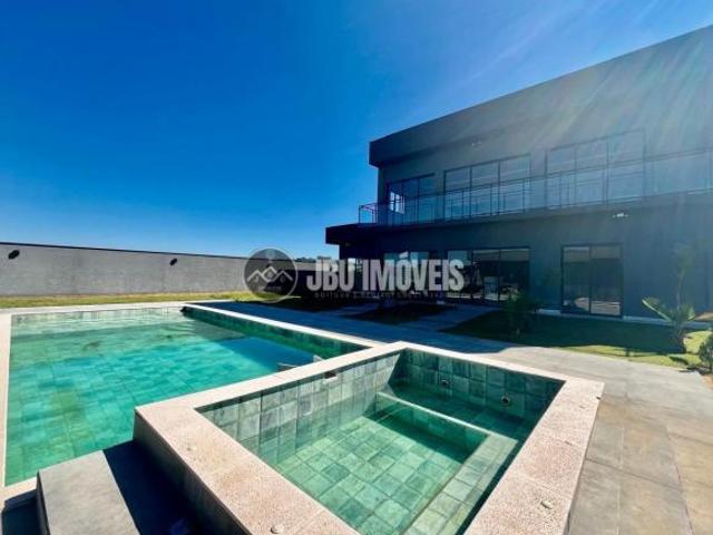Casa com 6 suítes à venda, 600m² por R$ 3.500.000 Condomínio Portal dos Lagos B