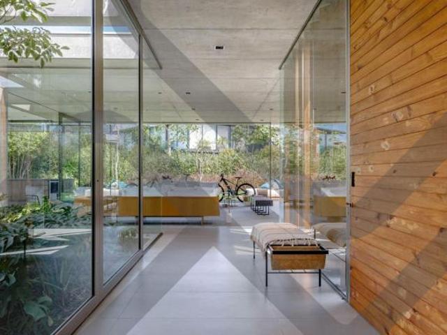 Casa com 700 m², 5 quartos sendo 5 suítes à venda na Fazenda Boa Vista