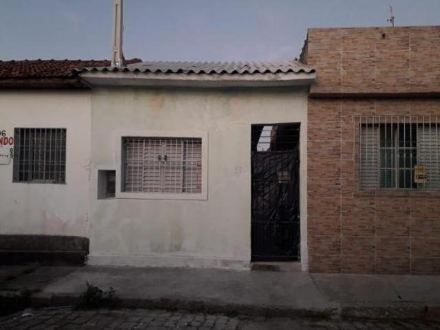 Casa com 70 m² 2 dormitórios à venda Parque Itamarati Jacareí/SP