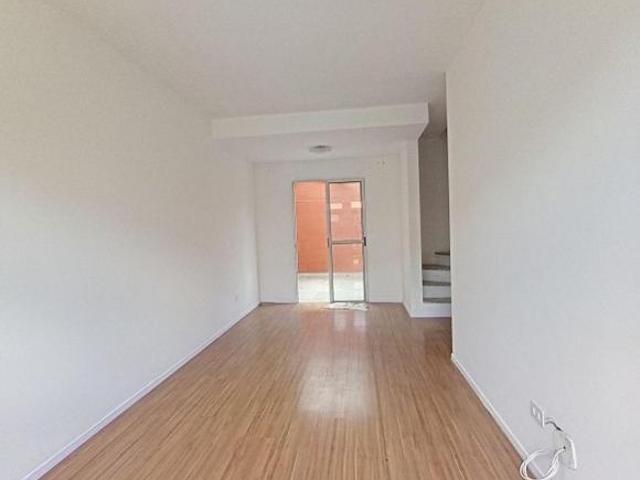 Casa com 70 mt² a venda na Granja Viana