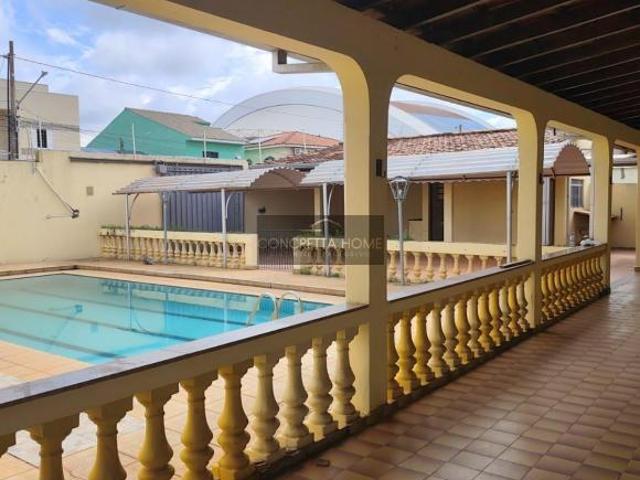 Casa com 713,94M² de Alto Padrão à Venda próxima à Arena Pantanal Região Valorizada e de Fácil Acess