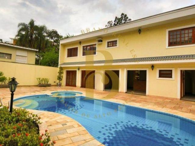 Casa com 750 m², 6 quartos sendo 4 suítes à venda no bairro Paineiras do Morumbi