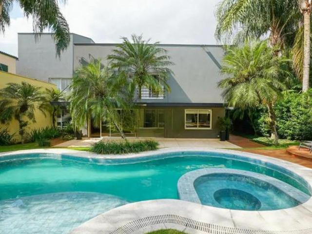 Casa com 757.0 m², à venda no bairro Alto da Boa Vista