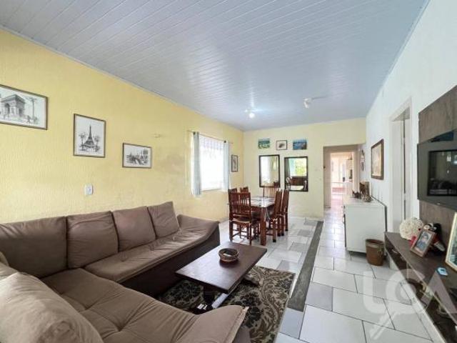 Casa com 7 dormitórios à venda, 317 m² por R$ 2.000.000,00 Centro Caraguatatuba/SP