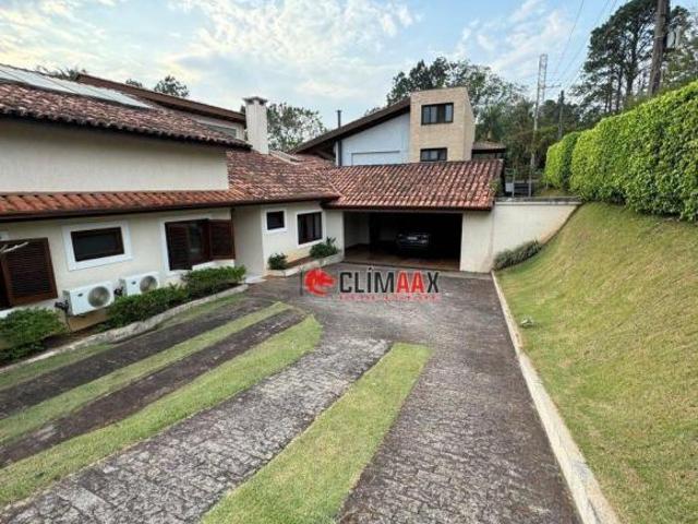 Casa em Jardim Flamboyant com 500m², 7 dorm. e 1200m² de terreno Atibaia