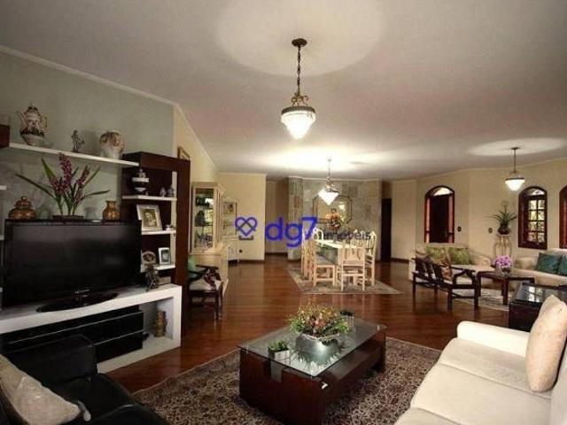 Casa com 7 dormitórios à venda Parque dos Príncipes