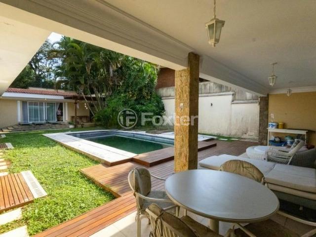 Casa com 7 dormitórios em São Paulo