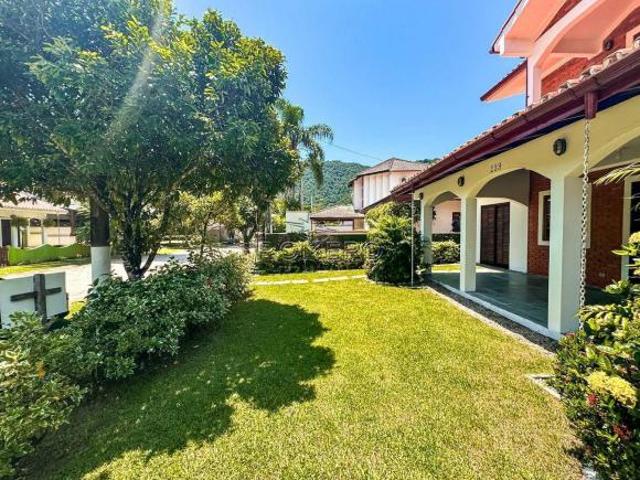 Casa com 7 quartos, Condomínio Lagoinha, Ubatuba R$ 2.29 mi, Cod: 2552