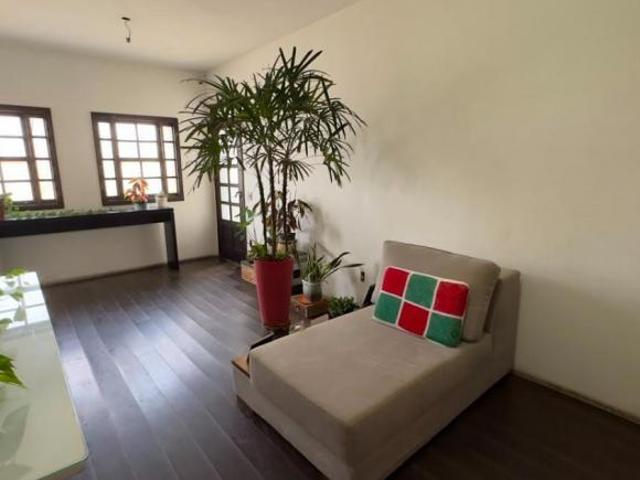 Casa com 7 quartos à venda em Belo Horizonte, no bairro João Pinheiro