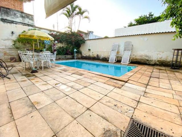 Casa com 7 quartos à venda em Belo Horizonte, no bairro São José