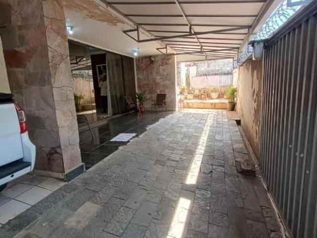 Casa com 7 quartos à venda em Belo Horizonte, no bairro Prado