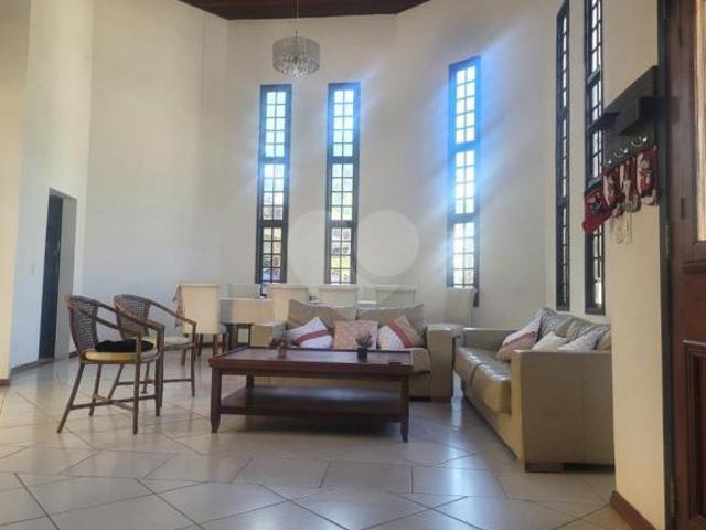 Casa com 7 quartos à venda em Costa Do Sol SP