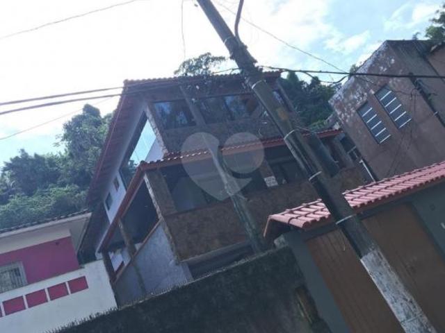 Casa com 7 quartos à venda em José menino SP