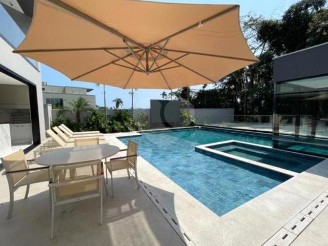 Casa com 7 quartos à venda em Riviera SP