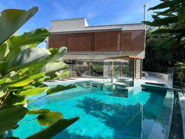 Casa com 7 quartos à venda em Riviera SP