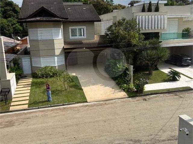 Casa com 7 quartos à venda em Riviera SP