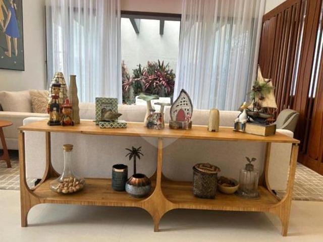 Casa com 7 quartos à venda em Riviera SP