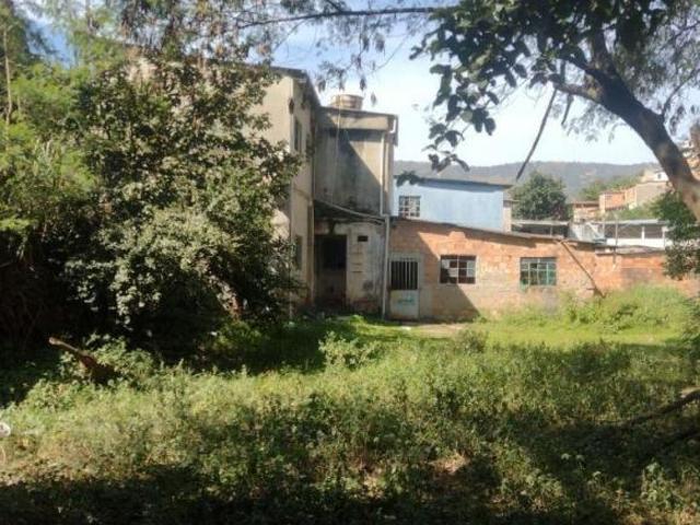 Casa com 7 quartos à venda em Sabará, no bairro Itacolomi