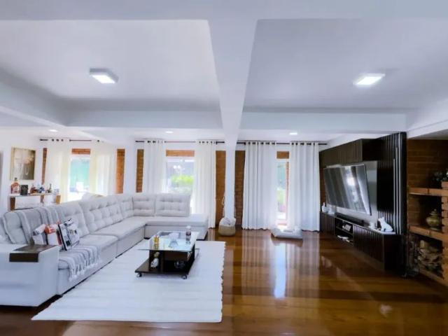 Casa com 7 Quartos para venda ou aluguel, 493m² Chácaras dos Lagos