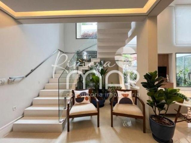 CASA COM 7 SUÍTES EM RIVIERA