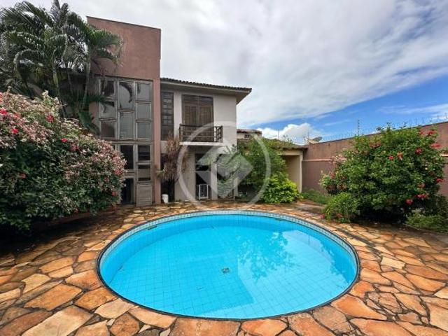 Casa com 7 suítes no bairro Jd. Cuiabá