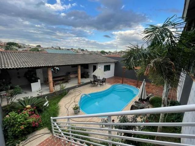 Casa com 80 m² e 3 quartos à venda em Jardim Beirute
