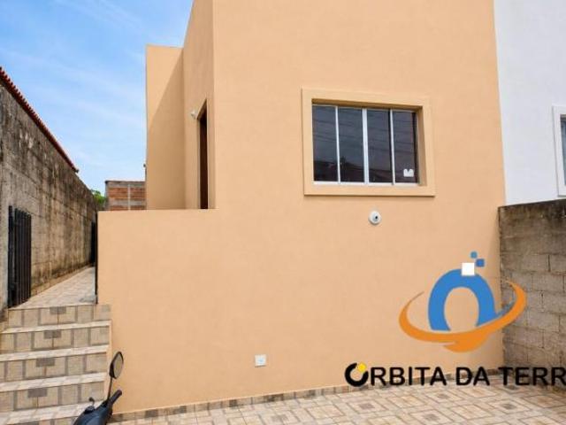 Casa à venda em Jacareí SP, Bandeira Branca: 3 quartos, suíte, sala, 2 banheiros, 2 vagas, 85m². Apr