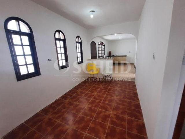 Casa com 88m², 2 quartos e 2 vagas no Socorro, em rua segura