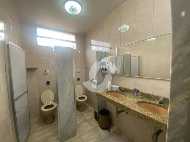 Casa com 8 dormitórios à venda, 328 m² por R$ 1.200.000,00 São Domingos Niterói/RJ