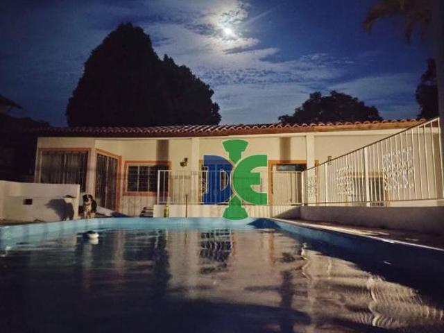 Casa com 8 dormitórios à venda, 547 m² por R$ 1.700.000,00 Chácaras Reunidas Igarapés Jacareí/SP