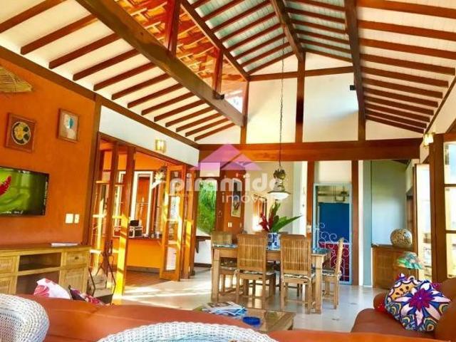 Casa com 8 dormitórios à venda, 654 m² por R$ 7000.000,00 Centro Ilhabela/SP