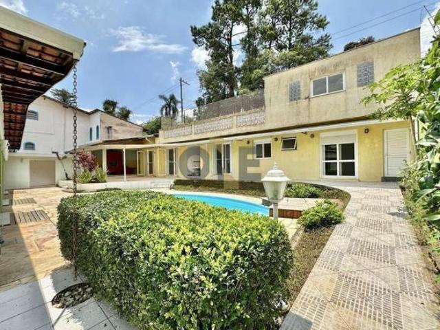 Casa com 8 dormitórios, sendo 4 suítes para venda Granja Viana Cotia SP