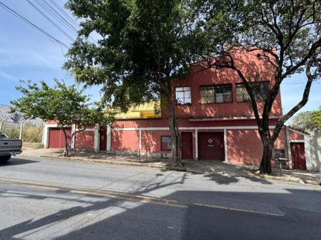 Casa com 8 quartos à venda em Belo Horizonte, no bairro Lagoinha