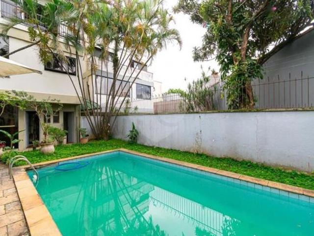 Casa com 8 quartos à venda em Indianópolis SP