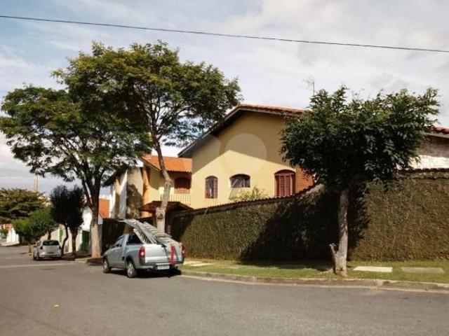 Casa com 8 quartos à venda em Jardim Leocádia SP