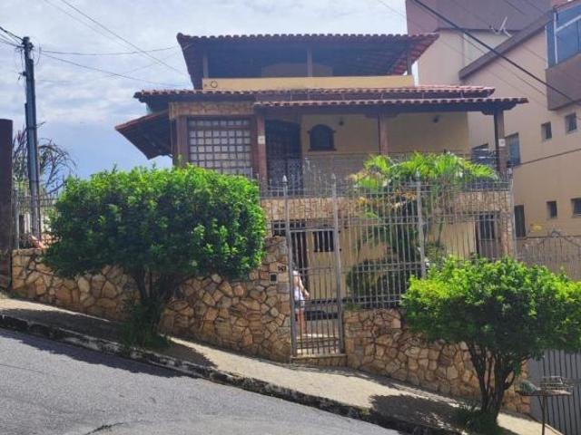 Casa com 8 quartos à venda em Sabará, no bairro Ana Lúcia