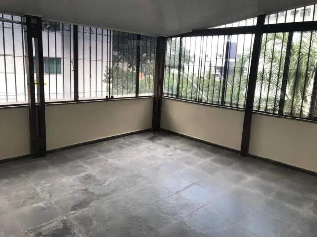 Casa com 8 Quartos para alugar, 424m² Sion