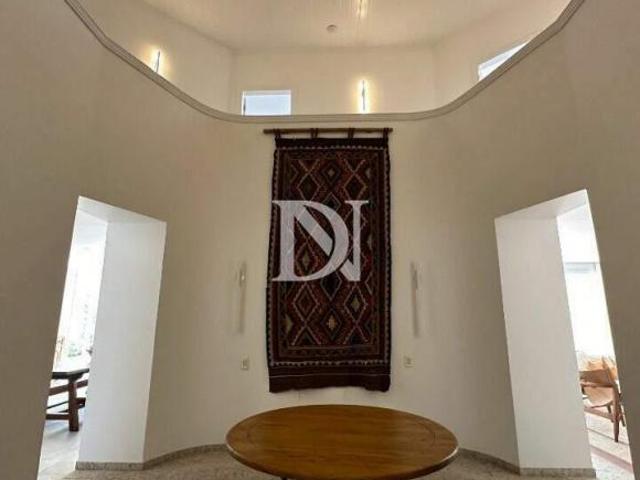 Casa com 8 suítes + 1 Apto para hóspedes, diponível para venda por R$ 14.800.000 ou Locação por R$ 6