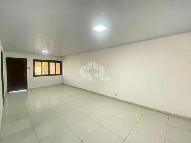 CASA COM 92M² PRIVATIVOS 3 DORMITÓRIOS 1 SUITE 3 VAGAS COBERTAS SCHARLAU