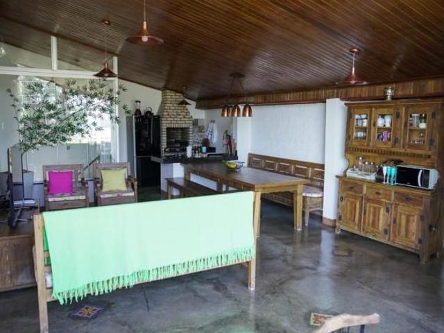 Casa com 9 quartos à venda no Bairro Umuarama Uberlândia/MG