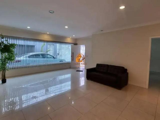 Casa com 9 quartos para alugar na Vila Pereira Barreto, São Paulo