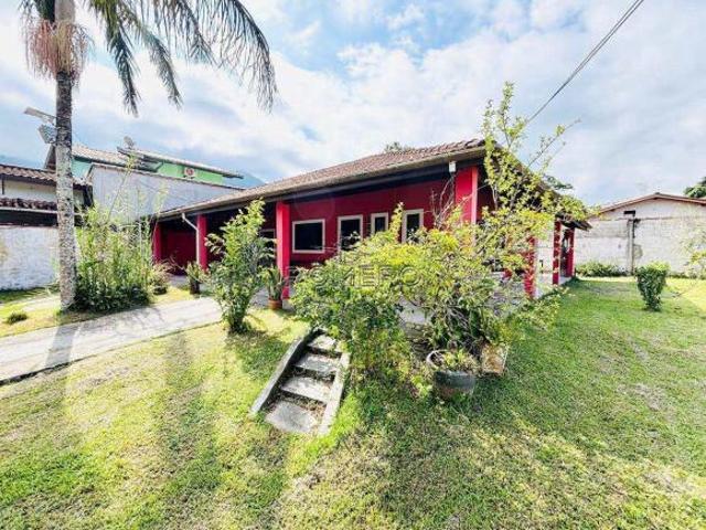 Casa com 9 quartos, Praia da Lagoinha, Ubatuba R$ 1.65 mi, Cod: 2935