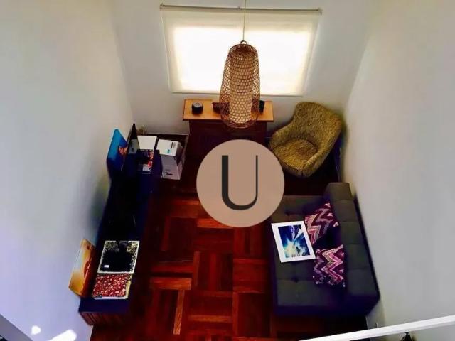 Casa com 03 dormitórios em Aldeia da Serra!