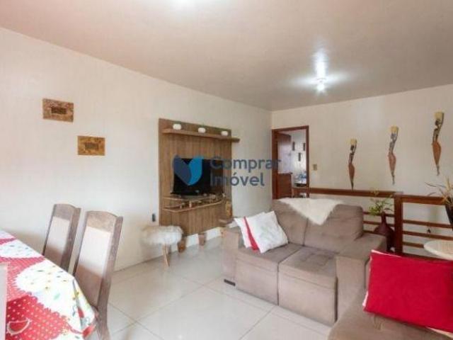 Casa com 03 dormitórios, 03 banheiros e 03 vagas