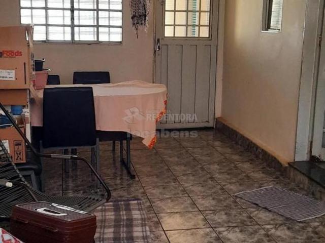 Casa com 03 dormitórios, 02 garagens no bairro Eldorado